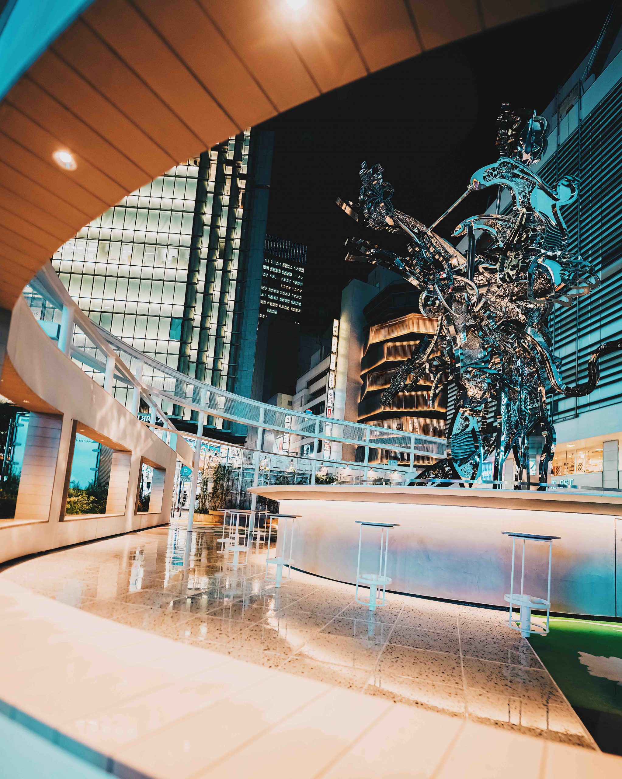 JR Shinjuku Station East Square - Public-art - Tomokazu Matsuyama